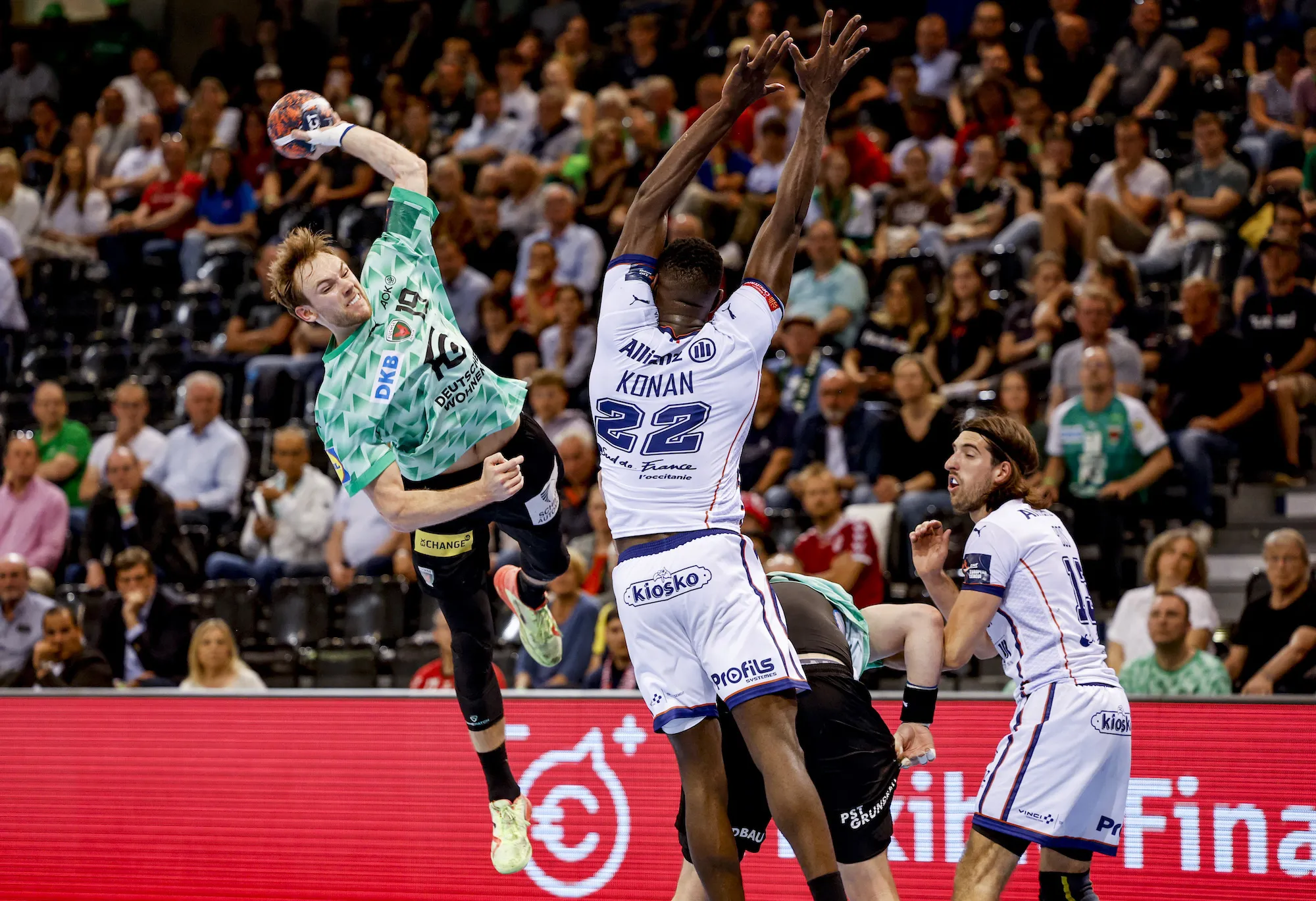 Young guns face experienced ‘foxes’ in trophy clash