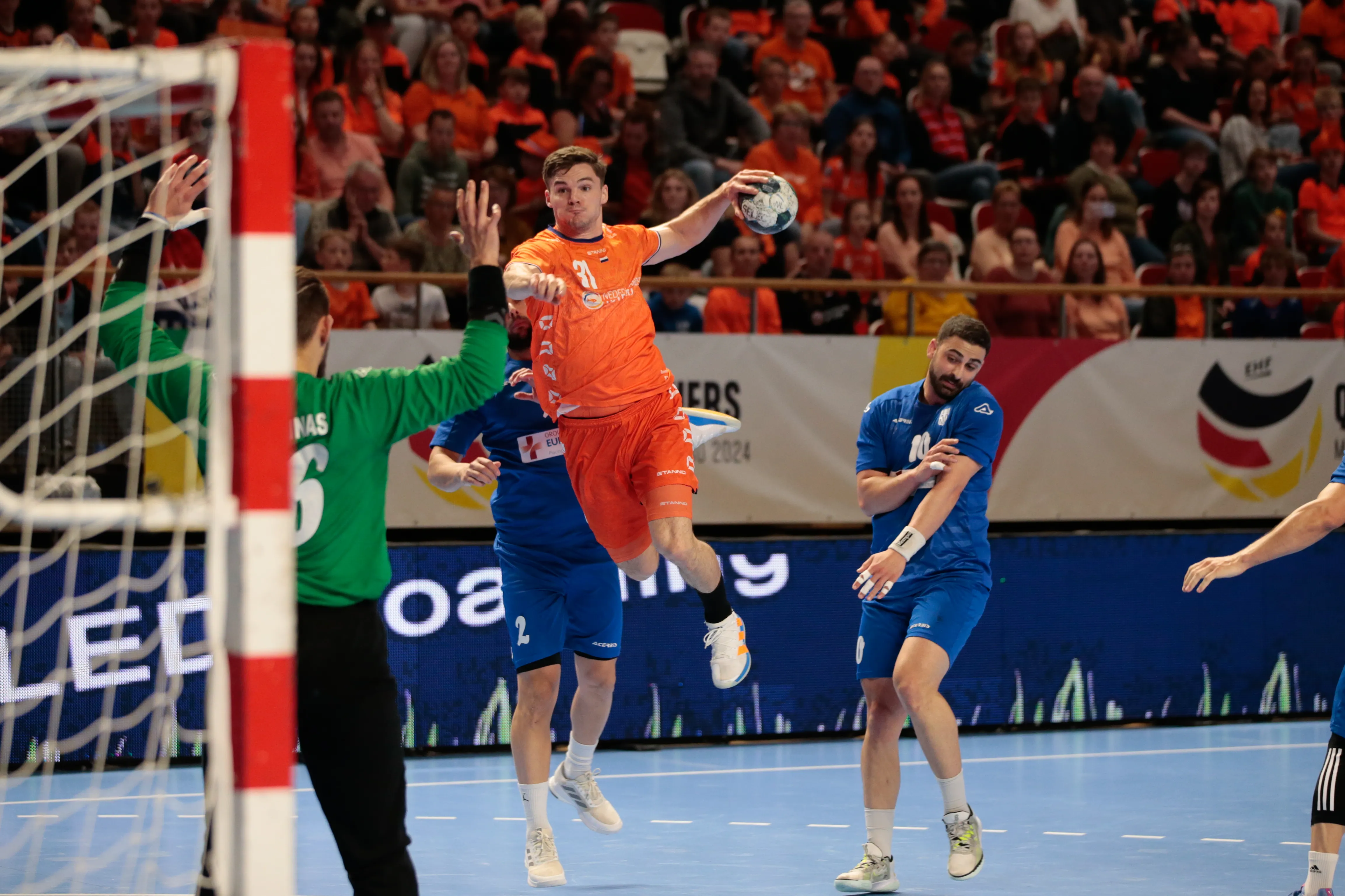 Greece celebrate maiden EHF EURO berth despite loss