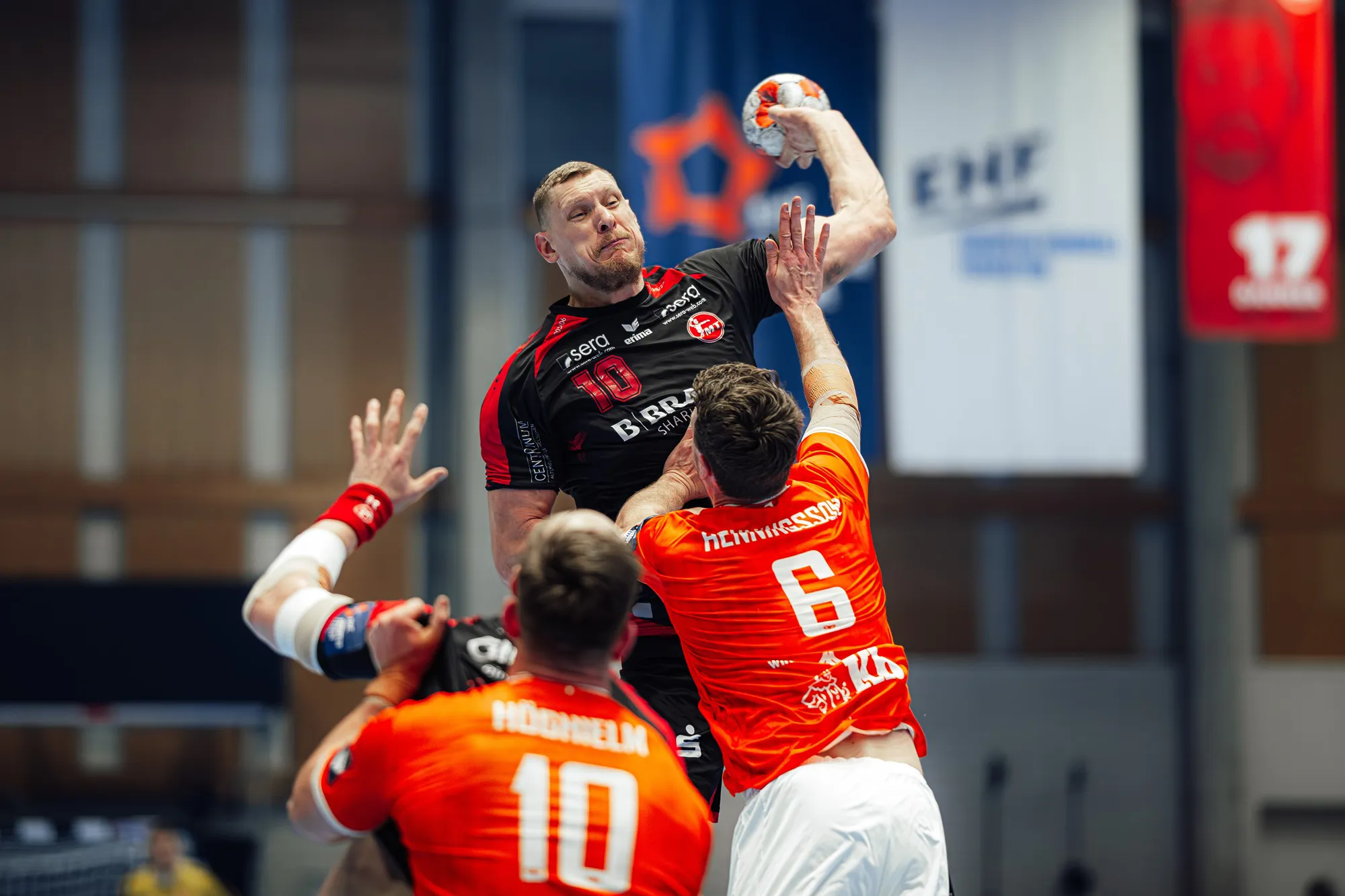 Pressure mounts in race to knockout phase