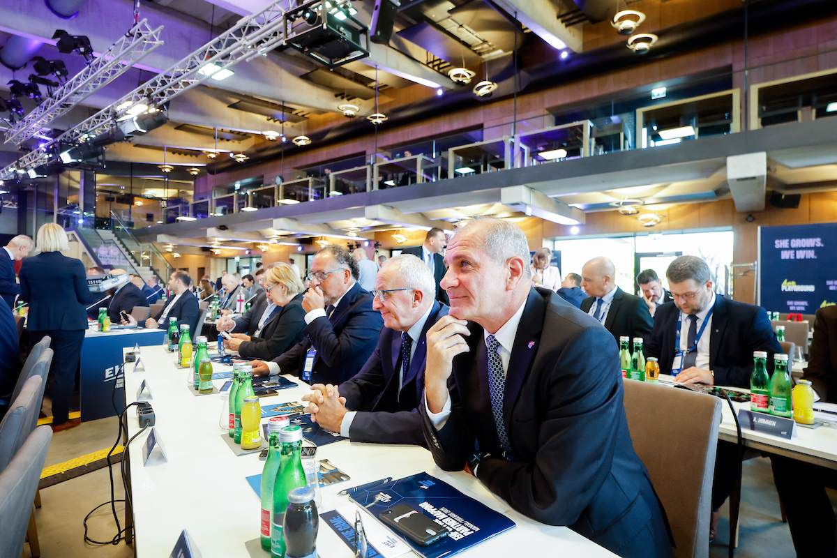 EHF Congress re-elects Michael Wiederer as EHF President