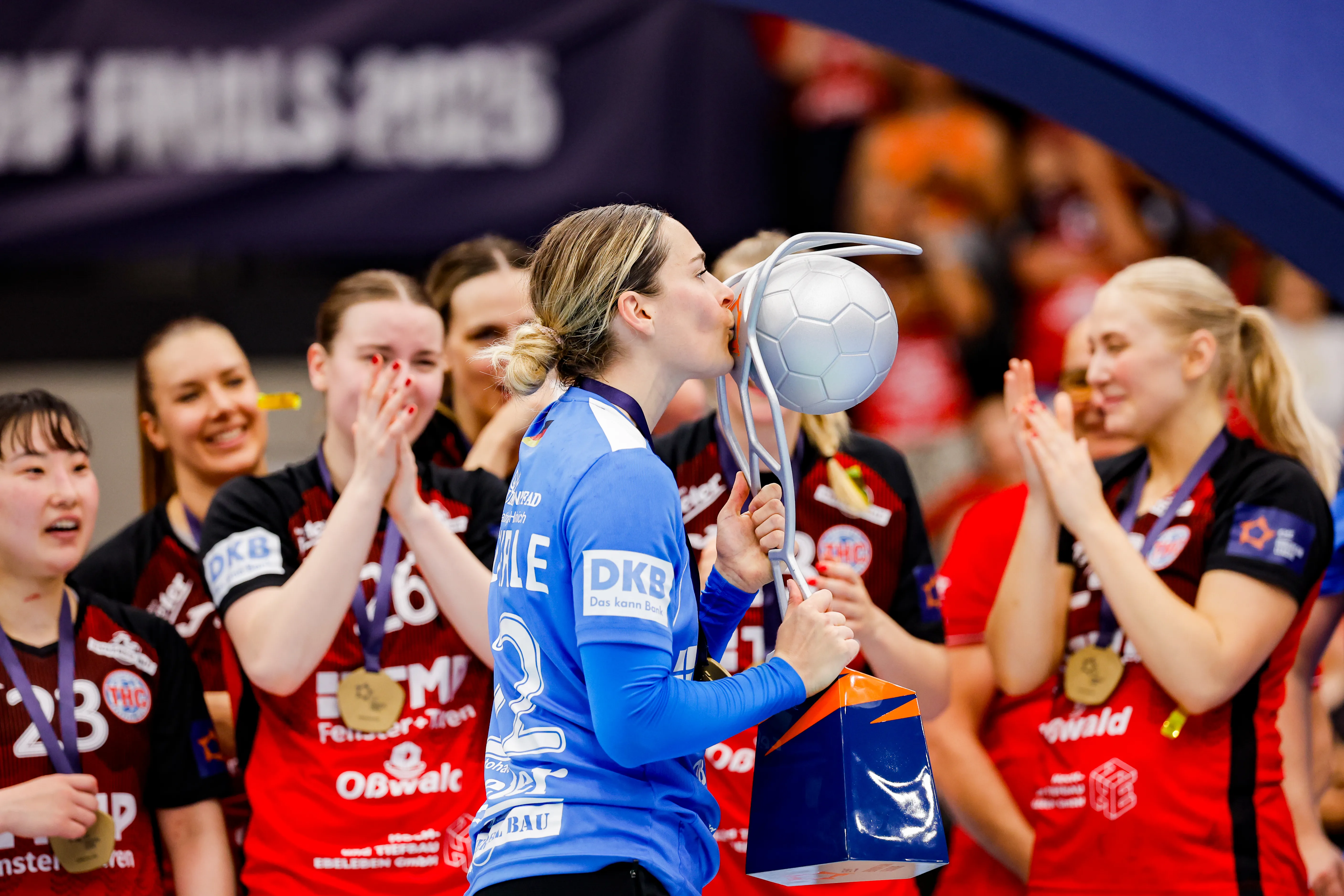 Coverage of the EHF Finals Women 2025: Sunday
